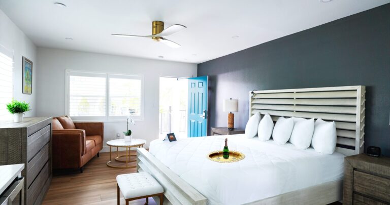 Boutique Hotel in Clearwater Beach Florida | Ivory Sands Beach Suites